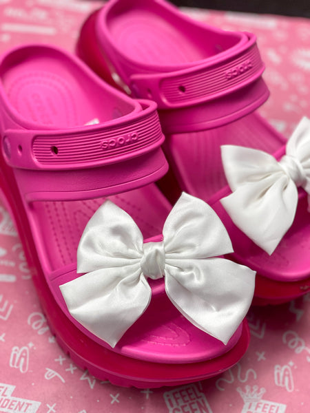 Croc Bows – Indifferent Avocado